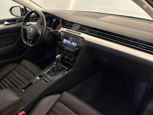 Balts Volkswagen Passat Alltrack 2016 Marijampole, ar dzinēja tilpumu 1.97 L un nobraukumu 254 tūkst. km par 12999 €, foto 23 vietnē AUTOMOTO.COM.LV