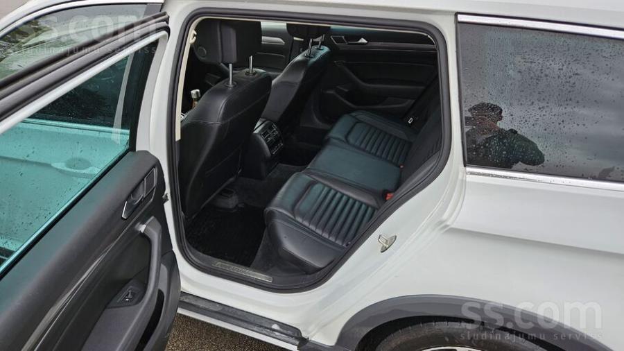Balts Volkswagen Passat Alltrack 2017 Rīga, ar dzinēja tilpumu 2.00 L un nobraukumu 310 tūkst. km par 11900 €, foto 8 vietnē AUTOMOTO.COM.LV