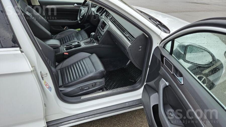 Balts Volkswagen Passat Alltrack 2017 Rīga, ar dzinēja tilpumu 2.00 L un nobraukumu 310 tūkst. km par 11900 €, foto 11 vietnē AUTOMOTO.COM.LV