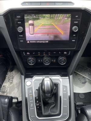 White Volkswagen Passat Alltrack 2017 in Kaunas, with an engine capacity of 2.00 L and mileage of 278 thousand km for 14300 €, photo 19 on AUTOMOTO.COM.LV