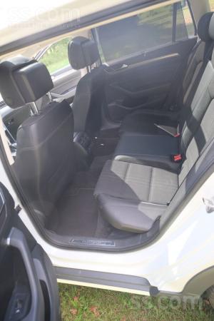 Balts Volkswagen Passat Alltrack 2017 Rīga, ar dzinēja tilpumu 2.00 L un nobraukumu 0 tūkst. km par 15500 €, foto 11 vietnē AUTOMOTO.COM.LV
