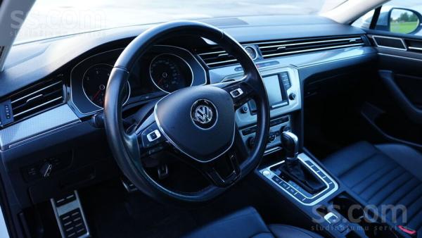 Balts Volkswagen Passat Alltrack 2017 Rīga, ar dzinēja tilpumu 2.00 L un nobraukumu 325 tūkst. km par 11500 €, foto 10 vietnē AUTOMOTO.COM.LV