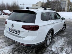 White Volkswagen Passat Alltrack 2018 in Vilnius, with an engine capacity of 2.00 L and mileage of 150 thousand km for 16500 €, photo 5 on AUTOMOTO.COM.LV