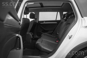 Balts Volkswagen Passat Alltrack 2019 Rīga, ar dzinēja tilpumu 2.00 L un nobraukumu 151 tūkst. km par 17990 €, foto 12 vietnē AUTOMOTO.COM.LV