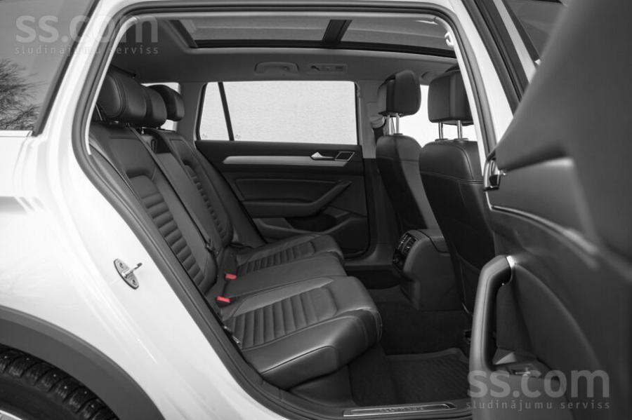 Balts Volkswagen Passat Alltrack 2019 Rīga, ar dzinēja tilpumu 2.00 L un nobraukumu 151 tūkst. km par 17990 €, foto 13 vietnē AUTOMOTO.COM.LV