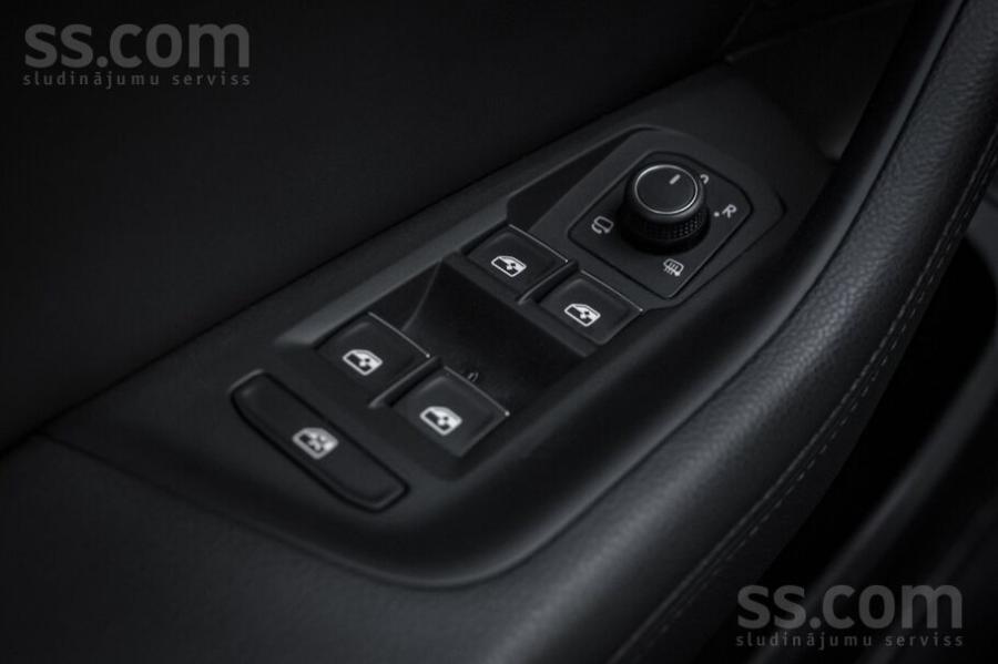 Balts Volkswagen Passat Alltrack 2019 Rīga, ar dzinēja tilpumu 2.00 L un nobraukumu 151 tūkst. km par 17990 €, foto 17 vietnē AUTOMOTO.COM.LV