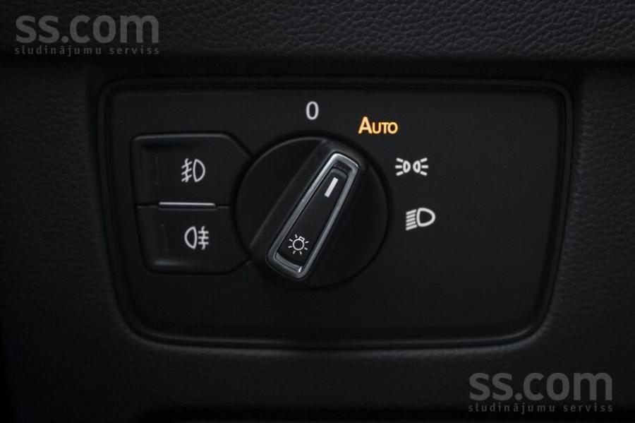 Balts Volkswagen Passat Alltrack 2019 Rīga, ar dzinēja tilpumu 2.00 L un nobraukumu 151 tūkst. km par 17990 €, foto 18 vietnē AUTOMOTO.COM.LV