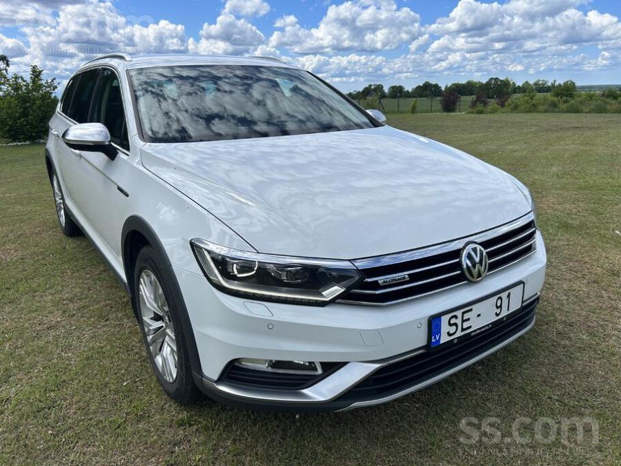 Белый Фольксваген Пассат Альтрак 2019 в Рига, объемом двигателя 2.00 л и пробегом 198 тыс. км за 17400 €, фото 3 на AUTOMOTO.COM.LV