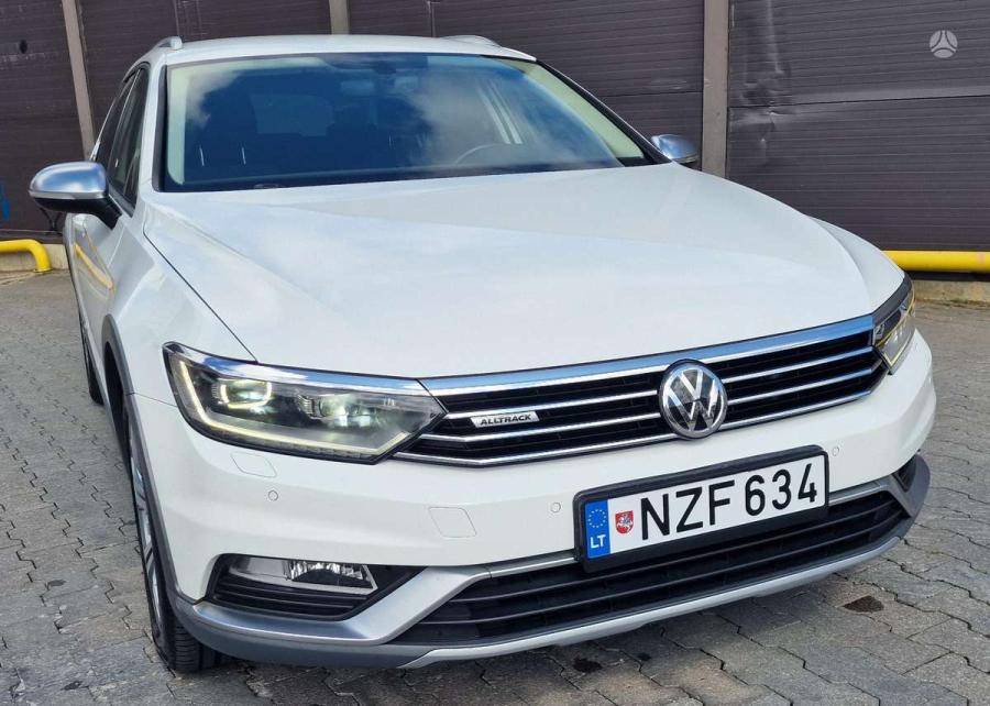 Balts Volkswagen Passat Alltrack 2019 Klaipėda, ar dzinēja tilpumu 1.97 L un nobraukumu 184 tūkst. km par 17590 €, foto 4 vietnē AUTOMOTO.COM.LV