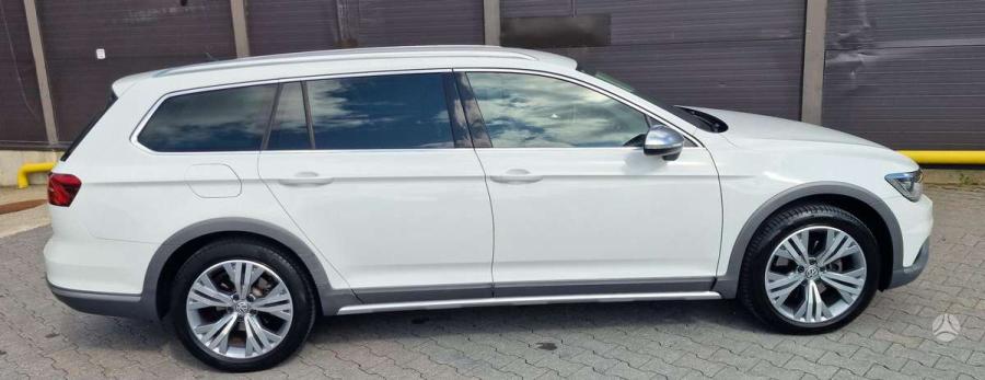 Balts Volkswagen Passat Alltrack 2019 Klaipėda, ar dzinēja tilpumu 1.97 L un nobraukumu 184 tūkst. km par 17590 €, foto 6 vietnē AUTOMOTO.COM.LV