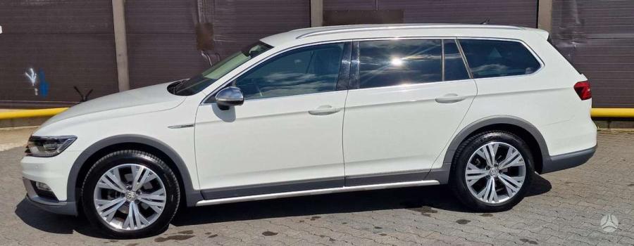 Balts Volkswagen Passat Alltrack 2019 Klaipėda, ar dzinēja tilpumu 1.97 L un nobraukumu 184 tūkst. km par 17590 €, foto 10 vietnē AUTOMOTO.COM.LV