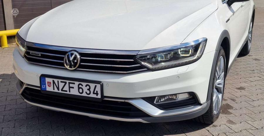 Balts Volkswagen Passat Alltrack 2019 Klaipėda, ar dzinēja tilpumu 1.97 L un nobraukumu 184 tūkst. km par 17590 €, foto 12 vietnē AUTOMOTO.COM.LV