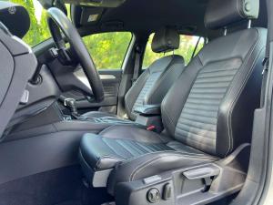 White Volkswagen Passat Alltrack 2020 in Vilnius, with an engine capacity of 1.97 L and mileage of 256 thousand km for 17300 €, photo 32 on AUTOMOTO.COM.LV