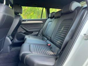 White Volkswagen Passat Alltrack 2020 in Vilnius, with an engine capacity of 1.97 L and mileage of 256 thousand km for 17300 €, photo 34 on AUTOMOTO.COM.LV