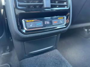White Volkswagen Passat Alltrack 2020 in Vilnius, with an engine capacity of 1.97 L and mileage of 256 thousand km for 17300 €, photo 36 on AUTOMOTO.COM.LV