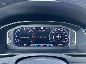 White Volkswagen Passat Alltrack 2020 in Vilnius, with an engine capacity of 1.97 L and mileage of 256 thousand km for 17300 €, photo 41 on AUTOMOTO.COM.LV