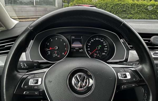 Yellow Volkswagen Passat Alltrack 2015 in Kaunas, with an engine capacity of 1.98 L and mileage of 188 thousand km for 13250 €, photo 10 on AUTOMOTO.COM.LV