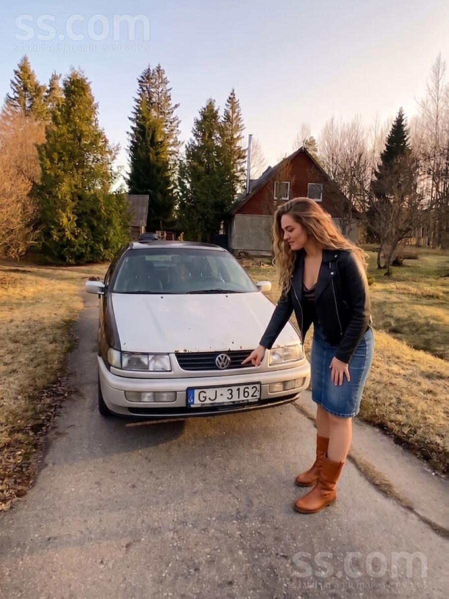 Melns Volkswagen passat-b3 1994 Madona, ar dzinēja tilpumu 2.00 L un nobraukumu 350 tūkst. km par 430 €, foto 1 vietnē AUTOMOTO.COM.LV