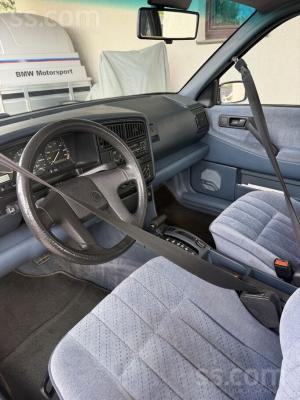 Zils Volkswagen Passat B3 1992 Jelgava, ar dzinēja tilpumu 2.00 L un nobraukumu 123 tūkst. km par 4000 €, foto 9 vietnē AUTOMOTO.COM.LV