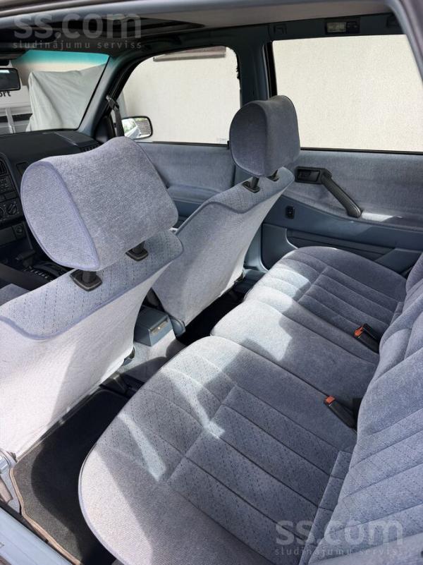 Zils Volkswagen Passat B3 1992 Jelgava, ar dzinēja tilpumu 2.00 L un nobraukumu 123 tūkst. km par 4000 €, foto 9 vietnē AUTOMOTO.COM.LV