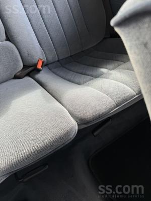 Zils Volkswagen Passat B3 1992 Jelgava, ar dzinēja tilpumu 2.00 L un nobraukumu 123 tūkst. km par 4000 €, foto 14 vietnē AUTOMOTO.COM.LV