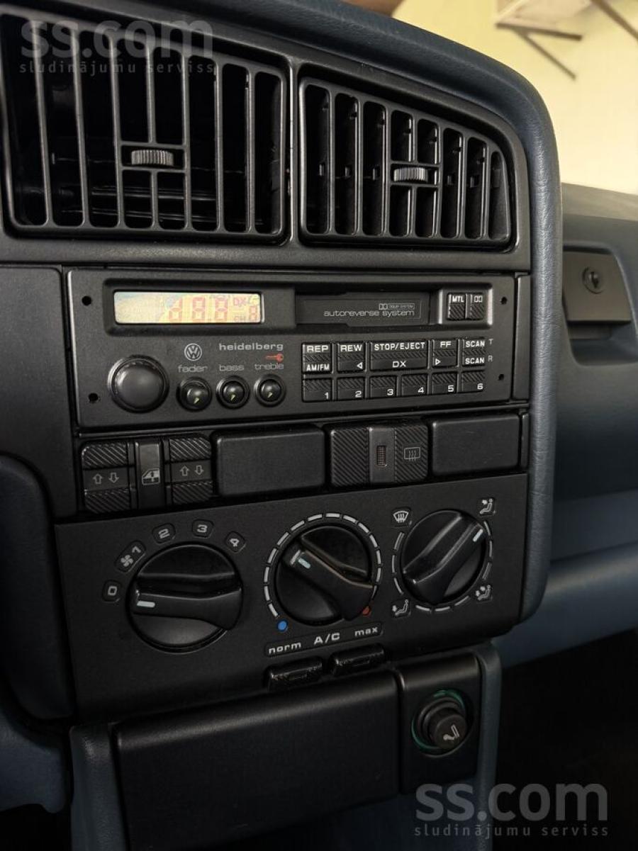 Zils Volkswagen Passat B3 1992 Jelgava, ar dzinēja tilpumu 2.00 L un nobraukumu 123 tūkst. km par 4000 €, foto 17 vietnē AUTOMOTO.COM.LV
