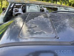 Zils Volkswagen Passat B3 1991 Ludza, ar dzinēja tilpumu 1.90 L un nobraukumu 391 tūkst. km par 300 €, foto 9 vietnē AUTOMOTO.COM.LV