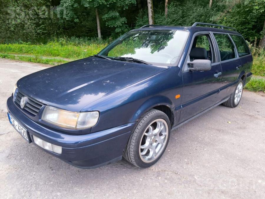 Синий Фольксваген Пассат Б3 1993 в Рига, объемом двигателя 2.00 л и пробегом 0 тыс. км за 700 €, фото 3 на AUTOMOTO.COM.LV