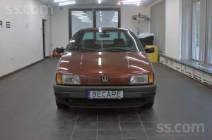 Brown Volkswagen passat-b3 1991 in Ventspils, with an engine capacity of 1.80 L and mileage of 68 thousand km for 3800 €, photo 9 on AUTOMOTO.COM.LV