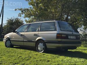 Brown Volkswagen Passat B3 1990 in Balvi, with an engine capacity of 1.80 L and mileage of 334 thousand km for 1500 €, photo 5 on AUTOMOTO.COM.LV
