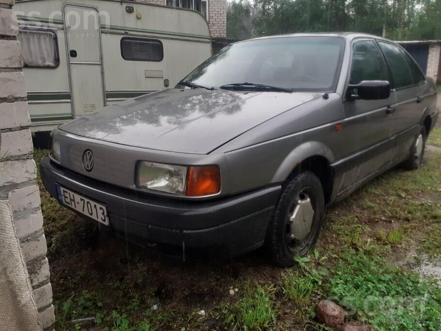 Pelēks Volkswagen passat-b3 1989 Daugavpils, ar dzinēja tilpumu 1.90 L un nobraukumu 385 tūkst. km par 360 €, foto 1 vietnē AUTOMOTO.COM.LV
