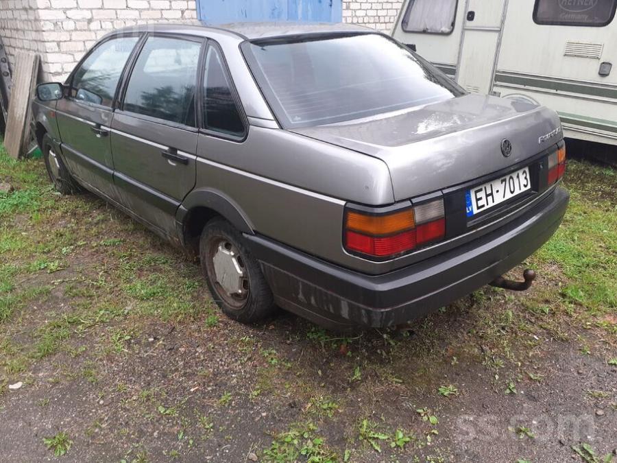 Pelēks Volkswagen passat-b3 1989 Daugavpils, ar dzinēja tilpumu 1.90 L un nobraukumu 385 tūkst. km par 360 €, foto 6 vietnē AUTOMOTO.COM.LV