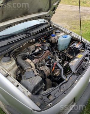 Pelēks Volkswagen Passat B3 1990 Balvi, ar dzinēja tilpumu 1.80 L un nobraukumu 330 tūkst. km par 350 €, foto 5 vietnē AUTOMOTO.COM.LV