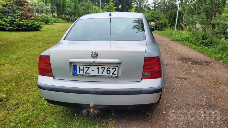 Pelēks Volkswagen Passat B3 1997 Daugavpils, ar dzinēja tilpumu 1.80 L un nobraukumu 372 tūkst. km par 750 €, foto 5 vietnē AUTOMOTO.COM.LV