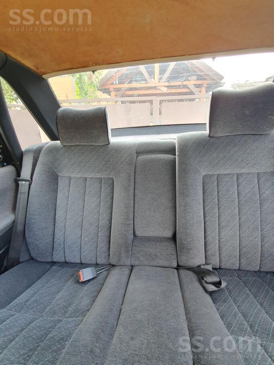 Sarkans Volkswagen Passat B3 1988 Daugavpils, ar dzinēja tilpumu 1.80 L un nobraukumu 390 tūkst. km par 600 €, foto 13 vietnē AUTOMOTO.COM.LV