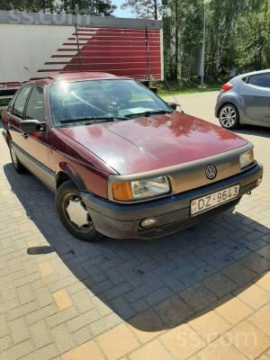 Sarkans Volkswagen passat-b3 1989 Rīga, ar dzinēja tilpumu 1.60 L un nobraukumu 355 tūkst. km par 1200 €, foto 5 vietnē AUTOMOTO.COM.LV