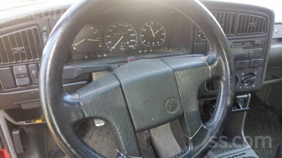 Sarkans Volkswagen passat-b3 1992 Rīga, ar dzinēja tilpumu 1.90 L un nobraukumu 209 tūkst. km par 1500 €, foto 7 vietnē AUTOMOTO.COM.LV