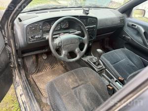 Black Volkswagen passat-b4 1994 in Cesis, with an engine capacity of 1.80 L and mileage of 345 thousand km for 450 €, photo 5 on AUTOMOTO.COM.LV
