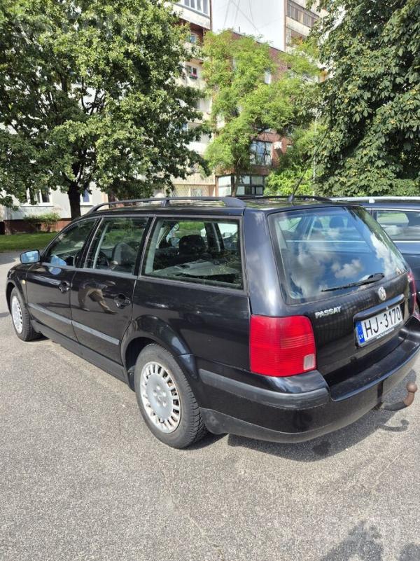 Melns Volkswagen passat-b4 1999 Rīga, ar dzinēja tilpumu 1.90 L un nobraukumu 212 tūkst. km par 700 €, foto 3 vietnē AUTOMOTO.COM.LV