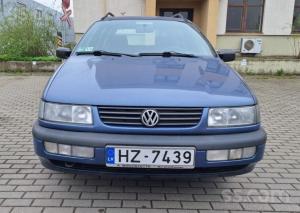Blue Volkswagen passat-b4 1995 in Riga, with an engine capacity of 1.80 L and mileage of 275 thousand km for 990 €, photo 9 on AUTOMOTO.COM.LV