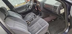 Zils Volkswagen passat-b4 1995 Valmiera, ar dzinēja tilpumu 1.60 L un nobraukumu 239 tūkst. km par 880 €, foto 10 vietnē AUTOMOTO.COM.LV