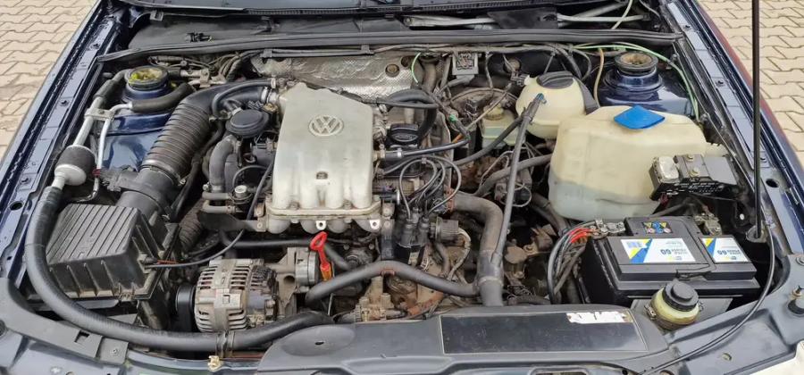 Zils Volkswagen passat-b4 1995 Valmiera, ar dzinēja tilpumu 1.60 L un nobraukumu 239 tūkst. km par 880 €, foto 14 vietnē AUTOMOTO.COM.LV