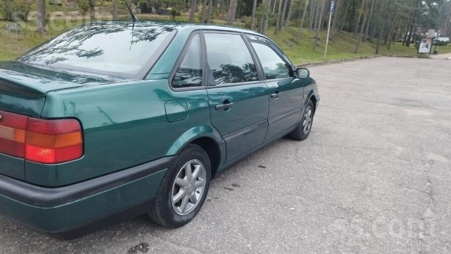 Zaļš Volkswagen passat-b4 1995 Cēsis, ar dzinēja tilpumu 1.90 L un nobraukumu 407 tūkst. km par 1500 €, foto 7 vietnē AUTOMOTO.COM.LV