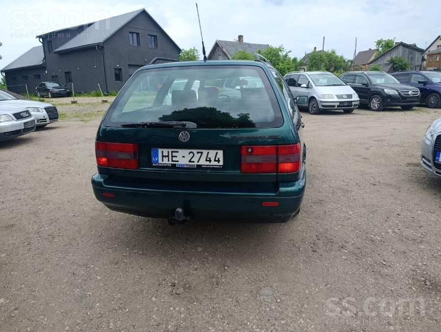 Zaļš Volkswagen passat-b4 1996 Rēzekne, ar dzinēja tilpumu 1.60 L un nobraukumu 319 tūkst. km par 1200 €, foto 7 vietnē AUTOMOTO.COM.LV