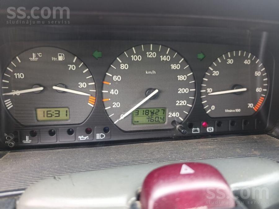 Zaļš Volkswagen passat-b4 1996 Rēzekne, ar dzinēja tilpumu 1.60 L un nobraukumu 319 tūkst. km par 1200 €, foto 13 vietnē AUTOMOTO.COM.LV