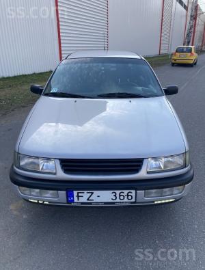 Серый Фольксваген Пассат Б4 1994 в Рига, объемом двигателя 1.80 л и пробегом 488 тыс. км за 600 €, фото 3 на AUTOMOTO.COM.LV