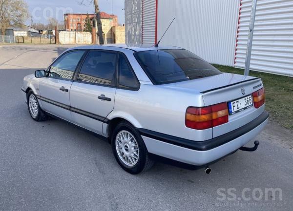 Pelēks Volkswagen passat-b4 1994 Rīga, ar dzinēja tilpumu 1.80 L un nobraukumu 488 tūkst. km par 600 €, foto 6 vietnē AUTOMOTO.COM.LV