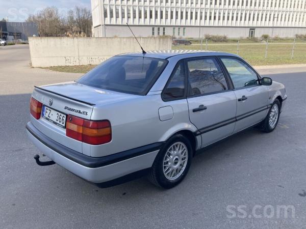 Pelēks Volkswagen passat-b4 1994 Rīga, ar dzinēja tilpumu 1.80 L un nobraukumu 488 tūkst. km par 600 €, foto 7 vietnē AUTOMOTO.COM.LV