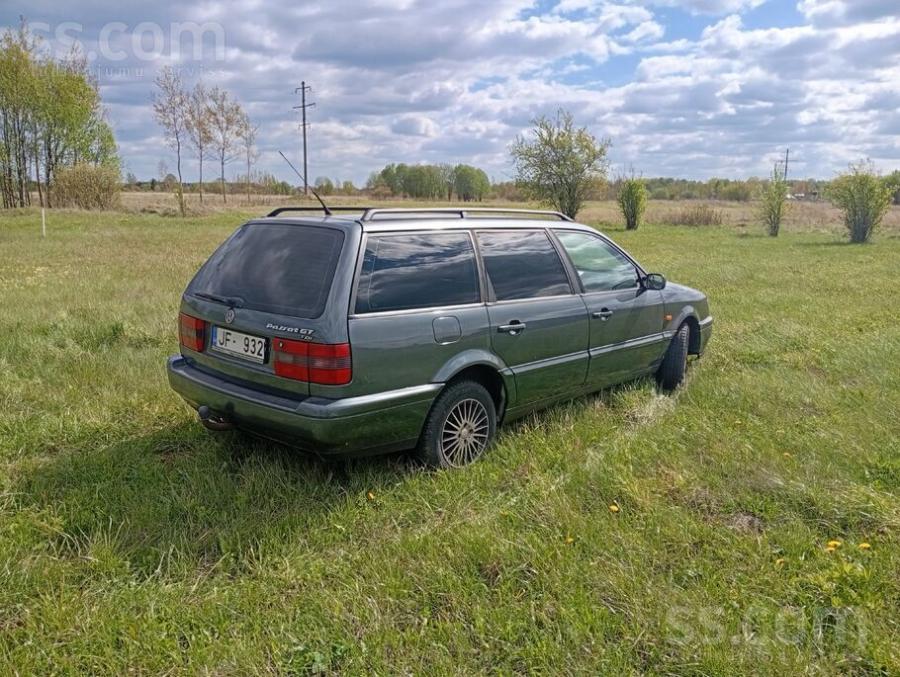 Pelēks Volkswagen passat-b4 1994 Daugavpils, ar dzinēja tilpumu 1.90 L un nobraukumu 350 tūkst. km par 1500 €, foto 3 vietnē AUTOMOTO.COM.LV