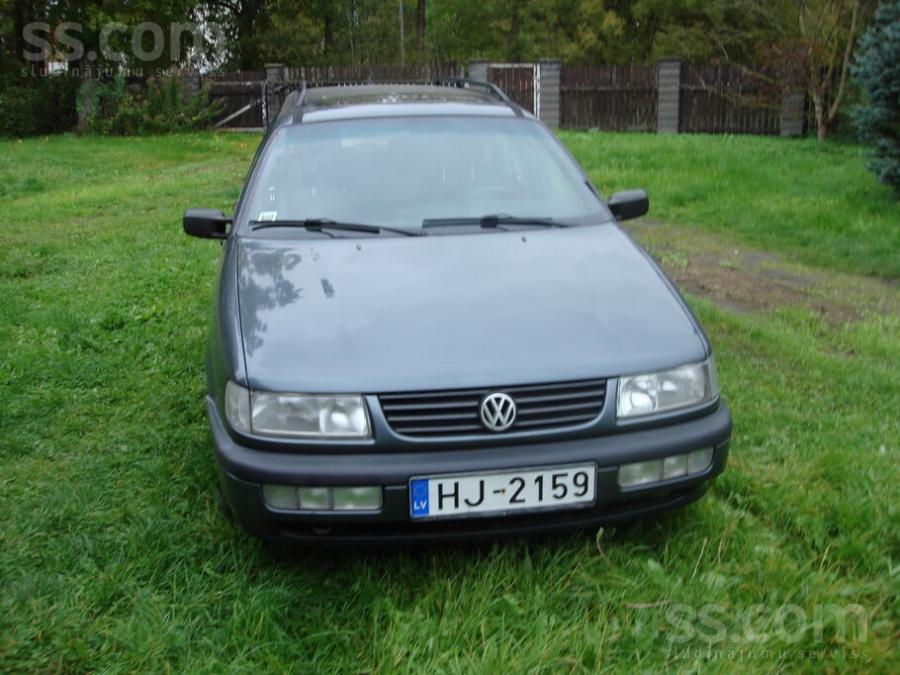 Pelēks Volkswagen passat-b4 1995 Jelgava, ar dzinēja tilpumu 1.80 L un nobraukumu 263 tūkst. km par 800 €, foto 1 vietnē AUTOMOTO.COM.LV